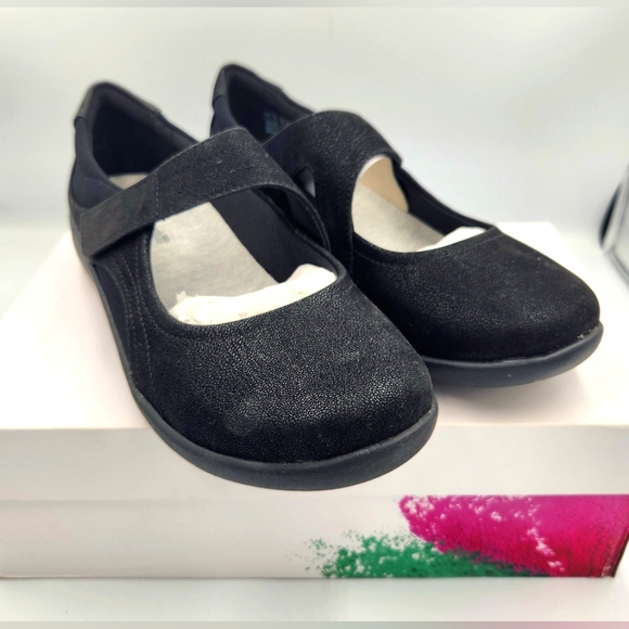 Cloudsteppers by Clarks | Shoes | Clarks Cloud Stepper Womens 95 ...